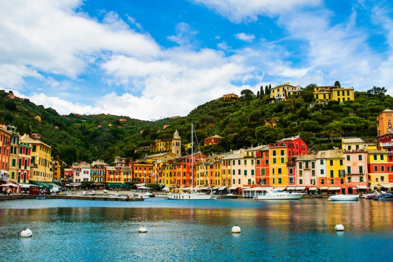 Italy’s Top 10 Waterfront Cities - Waterviews Travel